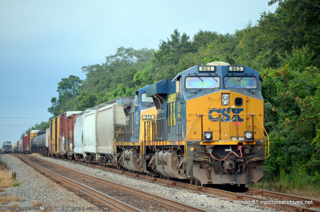 CSX 863